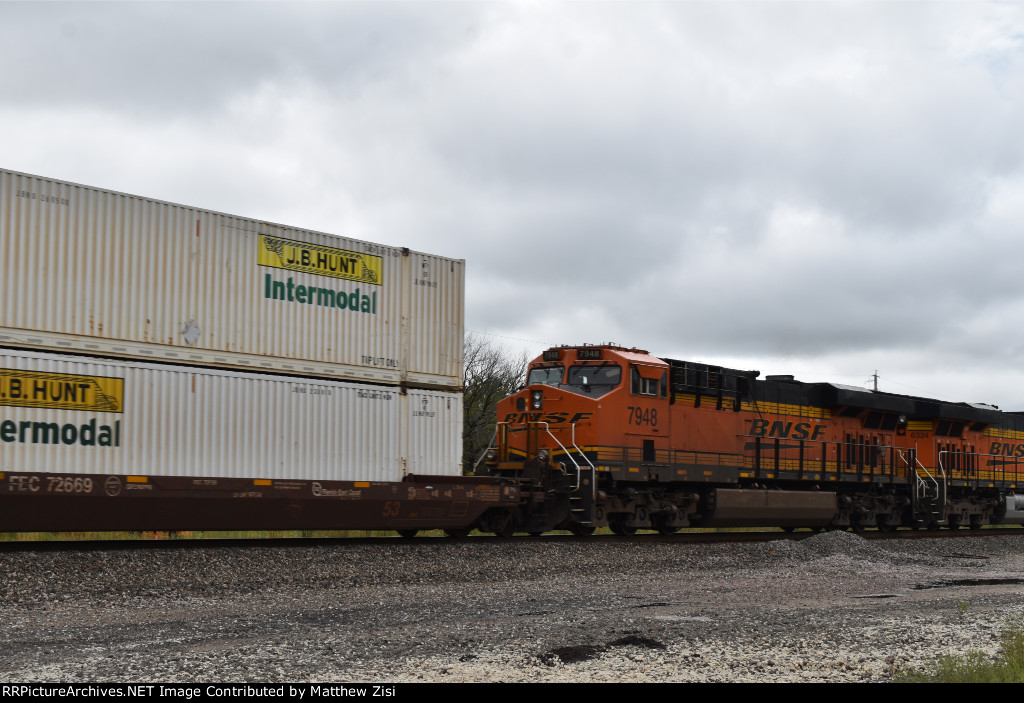 BNSF 7948